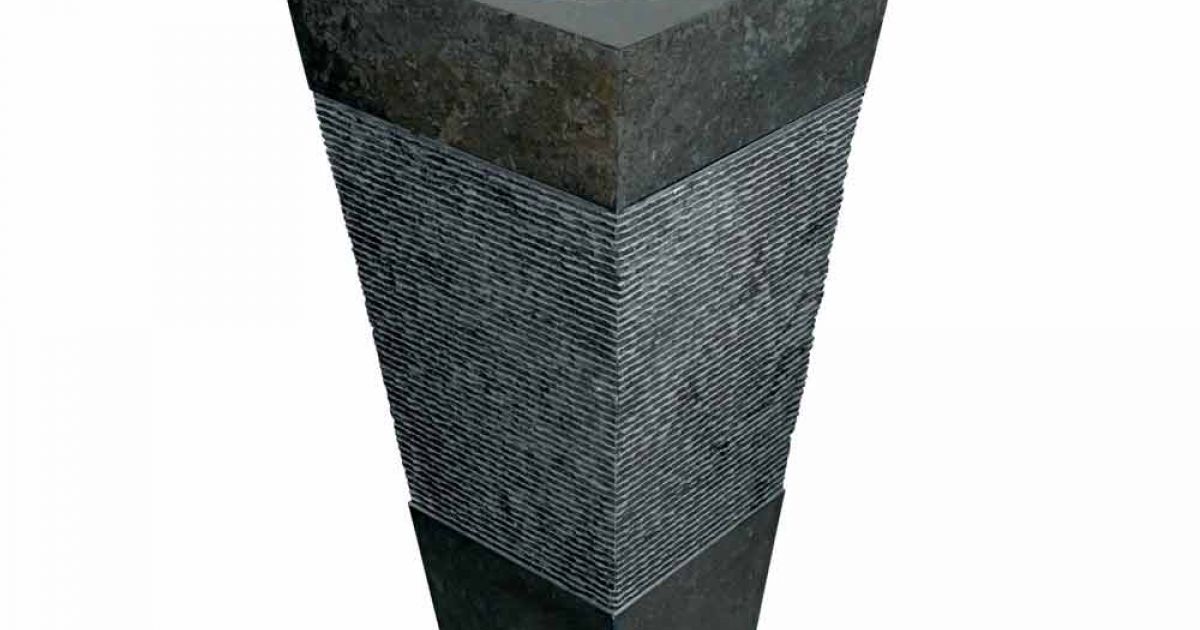 Column Pyramidal washbasin Nias in natural black stone