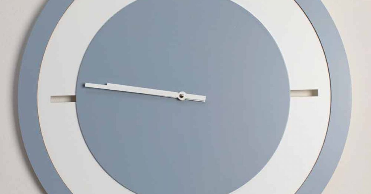 Classic Luxury Round Wooden Wall Clock