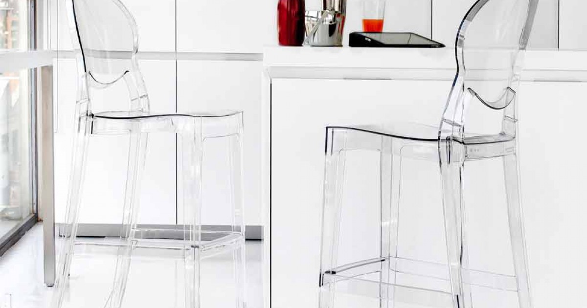 Stool Bosa, made of clear polycarbonate, modern design
