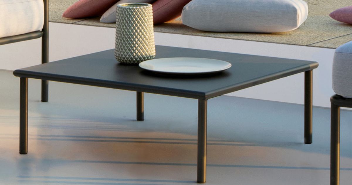Outdoor coffee table in galvanized steel Made in Italy