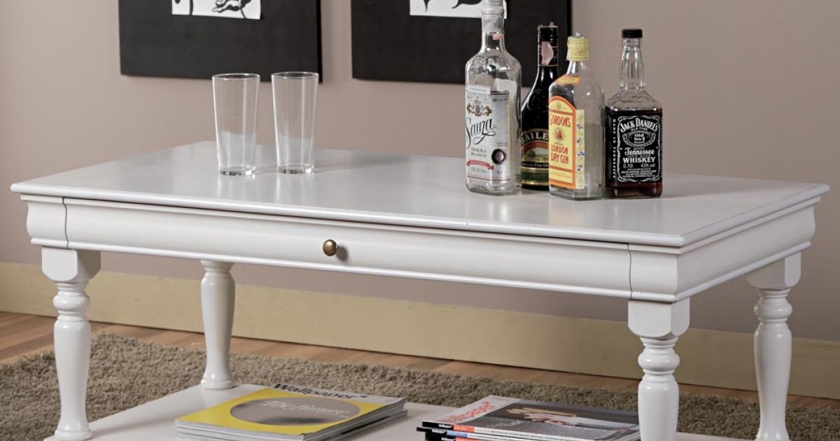 Coffee table in solid beech wood