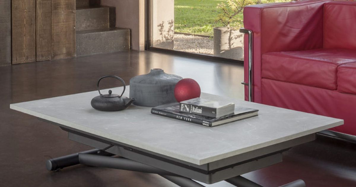 Transformable coffee table with adjustable height up to 82 cm