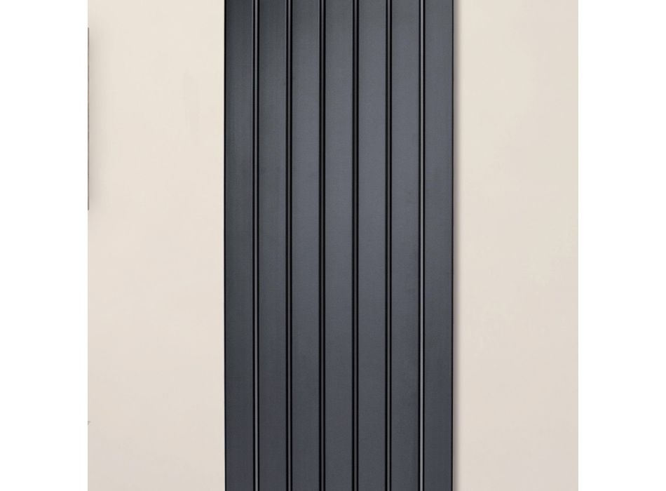 Hydraulic Radiator with Single Series of Flat Elements